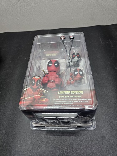 Deadpool Gift Set 4 Collectible Items NECA Scalers 8d2 | eBay