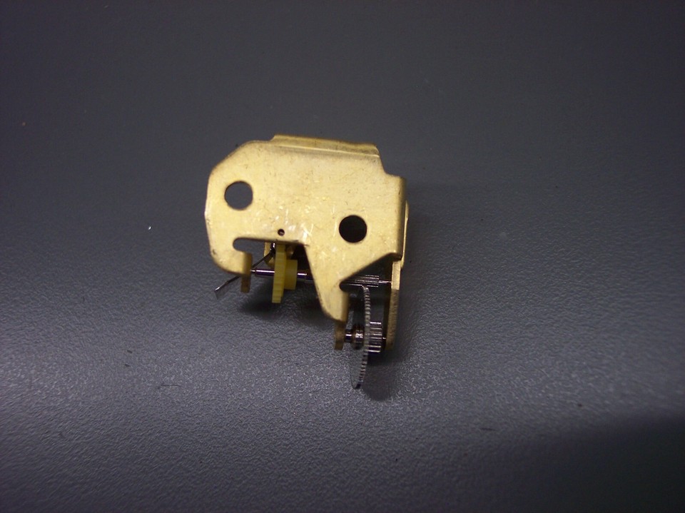 CUCKOO CLOCK MUSIC BOX GOVERNOR GEARS 22 - parts repair musical ...