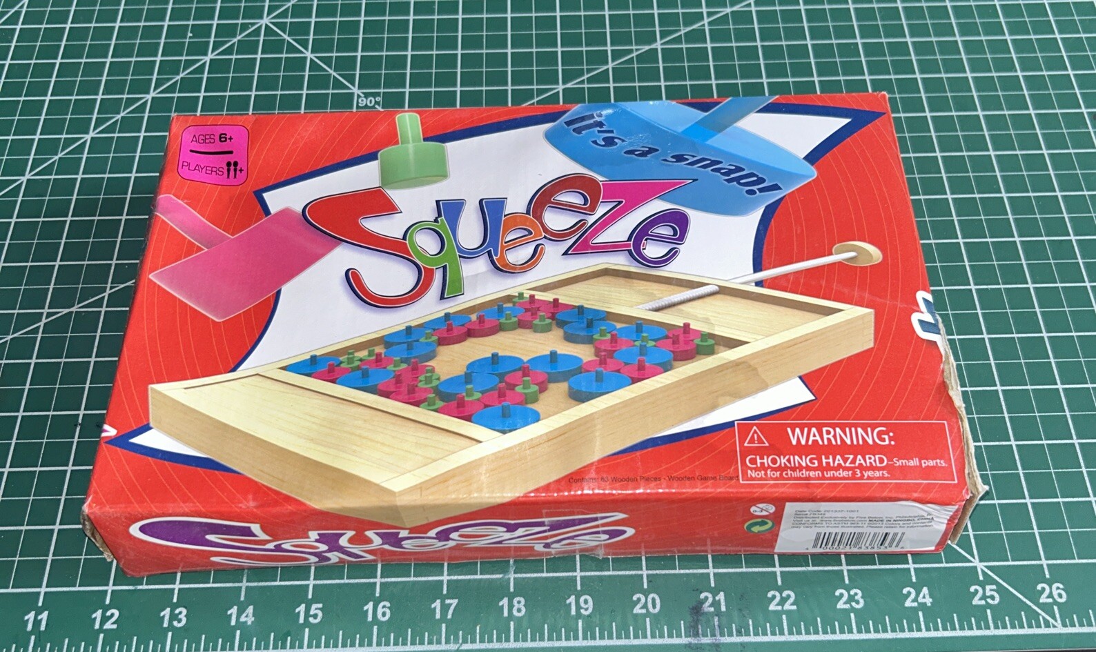Squeeze Board Game Pegs PARTS ONLY NO BOX NO BOARD Craft Bits & Bobs ...