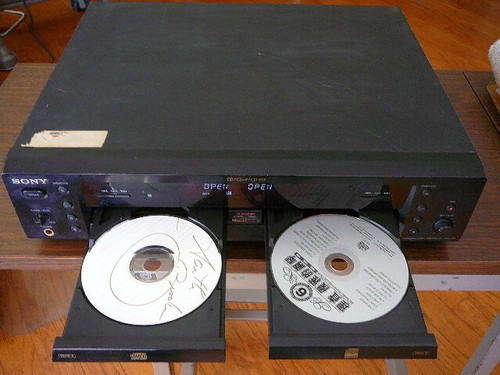 Sony RCD-W3 Dual Tray CD Recorder Deck A Won't Read Discs Deck B Work ...