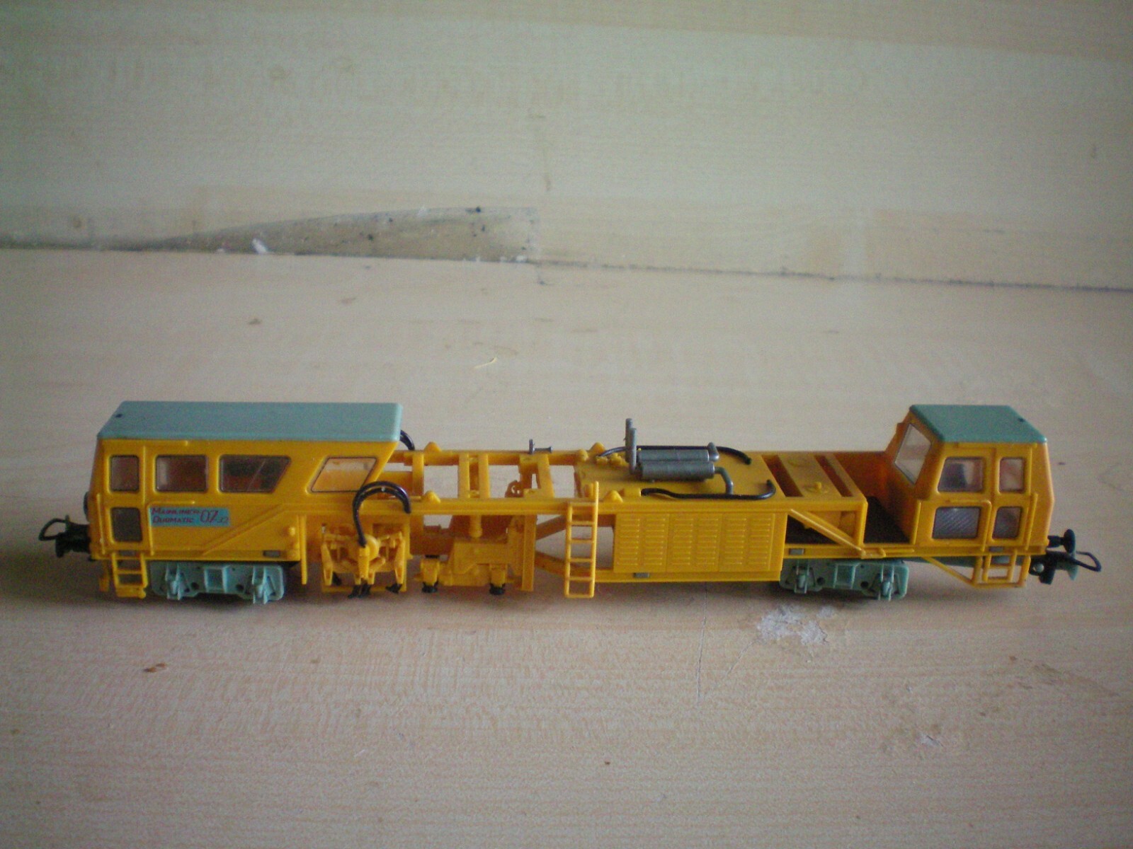 PLASSER & THEURER GLEISBAUMASCHINE VON LILIPUT -DAS ORGINAL | eBay.de
