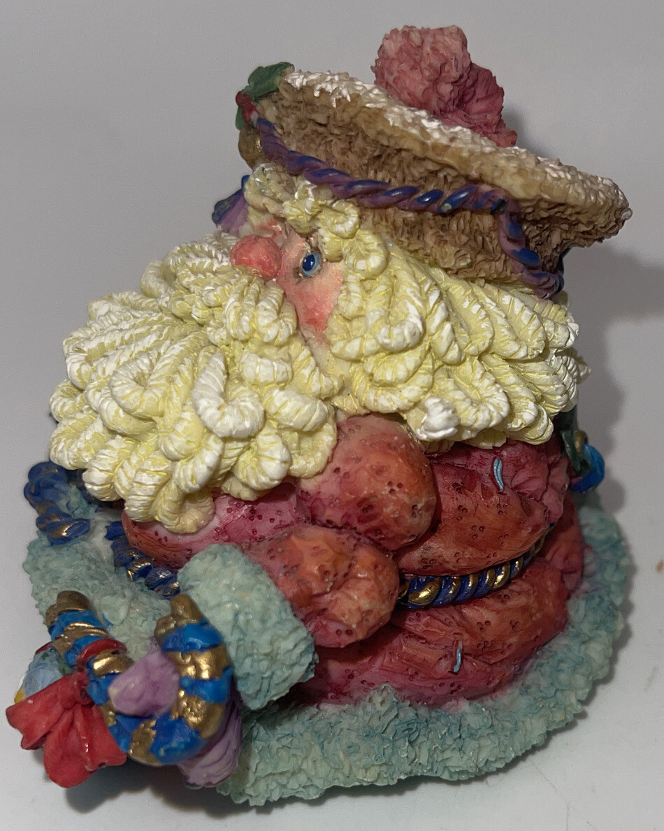 Two Crinkle Claus by Possible Dreams Crinkle Cousin with Lantern ...