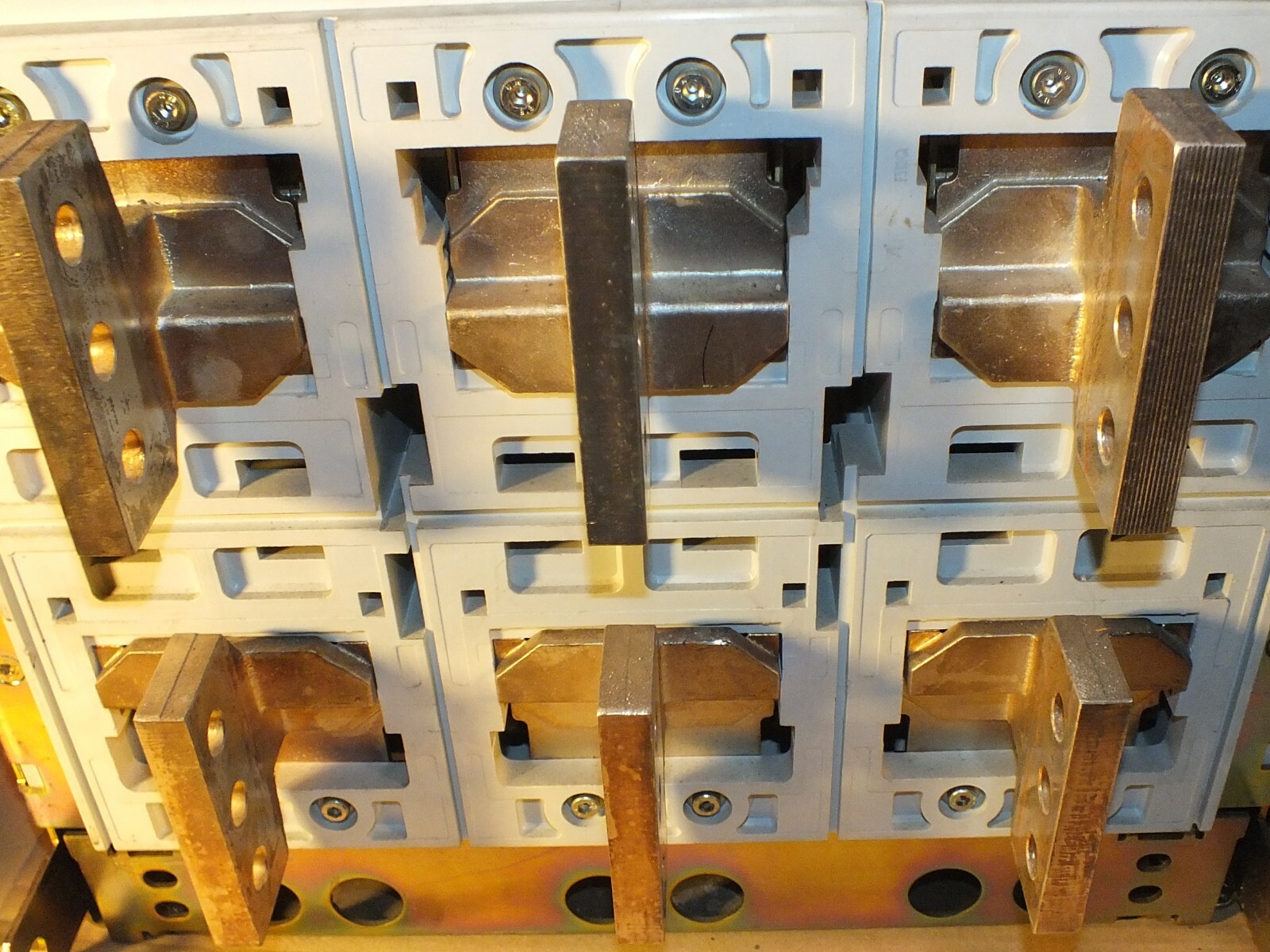 SIEMENS 3WL1225-3BB35-1AA2 In -2500A & 3WL9212-4AD11-0AA1 | eBay