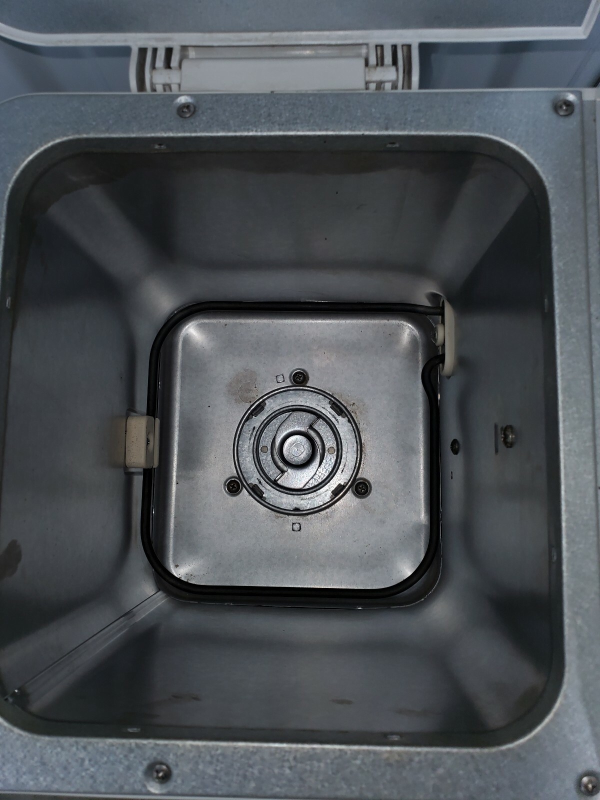 Regal Kitchen Pro Breadmaker K6743 Kitchen Appliance Auto Bread Machine ...