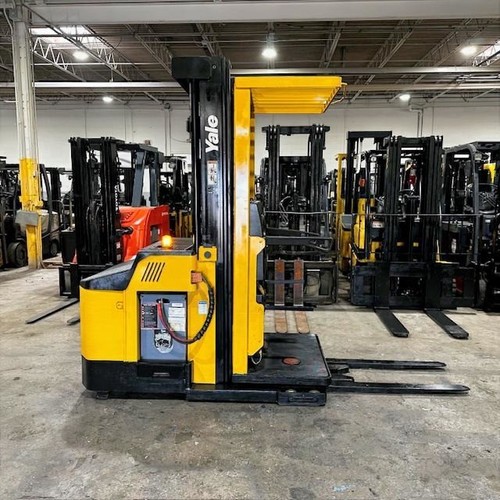 2018 Yale OS030EF 3000lb Used Order Picker Forklift Triple Mast 2598 ...
