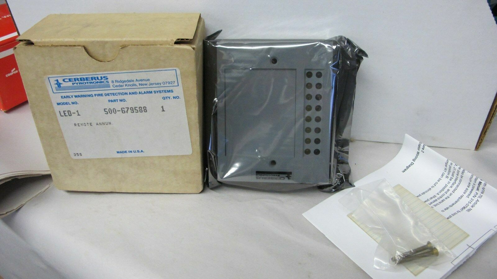 CERBERUS PYROTRONICS "SIEMENS" LED-1 ANNUNCIATOR 500-679588 FOR IXL OR ...