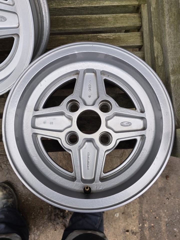 CLASSIC FORD CAPRI / ESCORT RS2000 LASER 13" ALLOY WHEEL RIMS | eBay UK