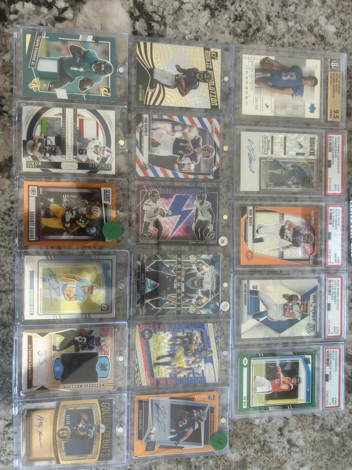 HUGE LOT OF SUPER HIGH END NFL FOOTBALL CARDS OF AUTOS/RPA/SLABS/SSP ...