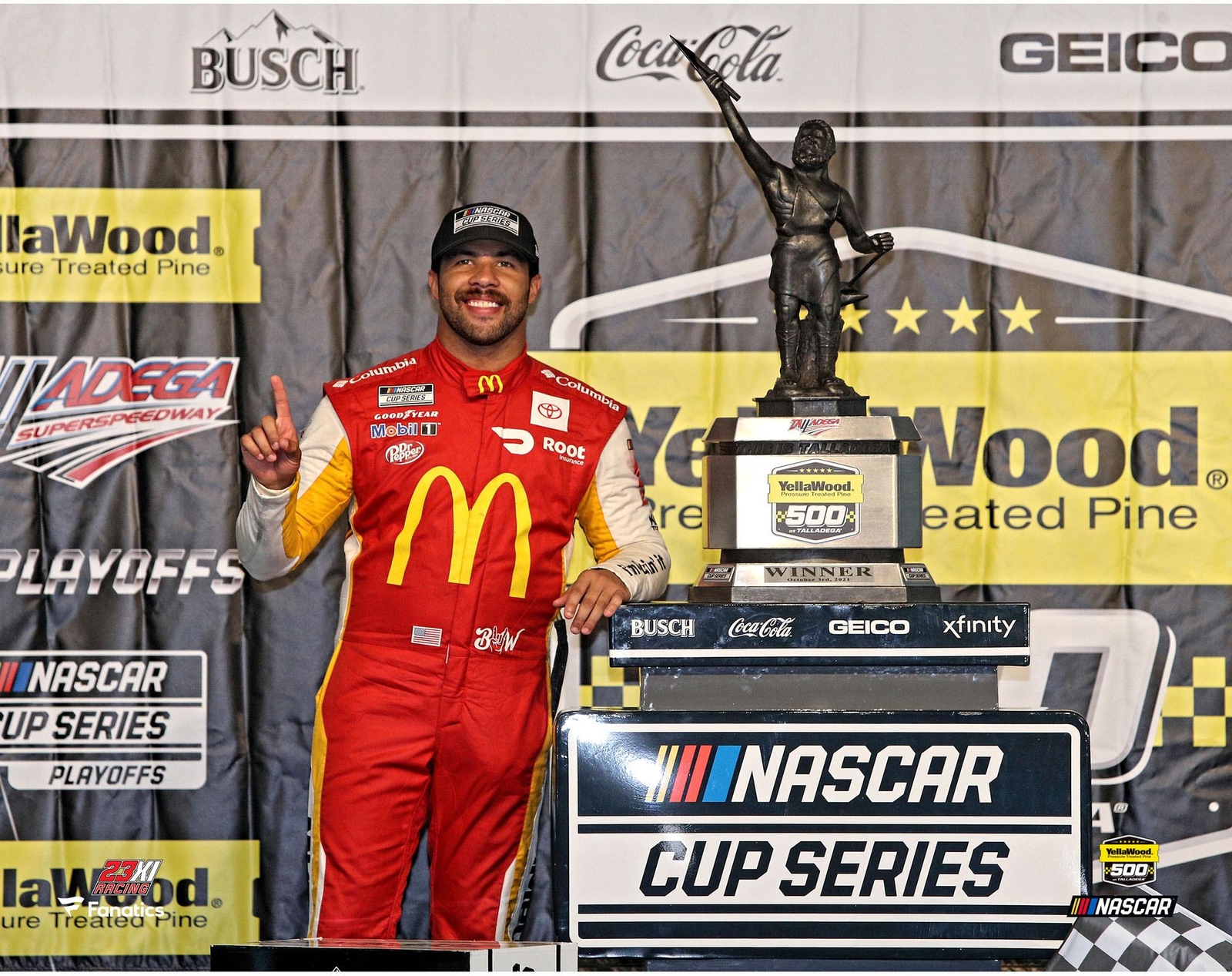 Bubba Wallace UnSigned 2021 YellaWood 500 Smile Celebration Victory ...