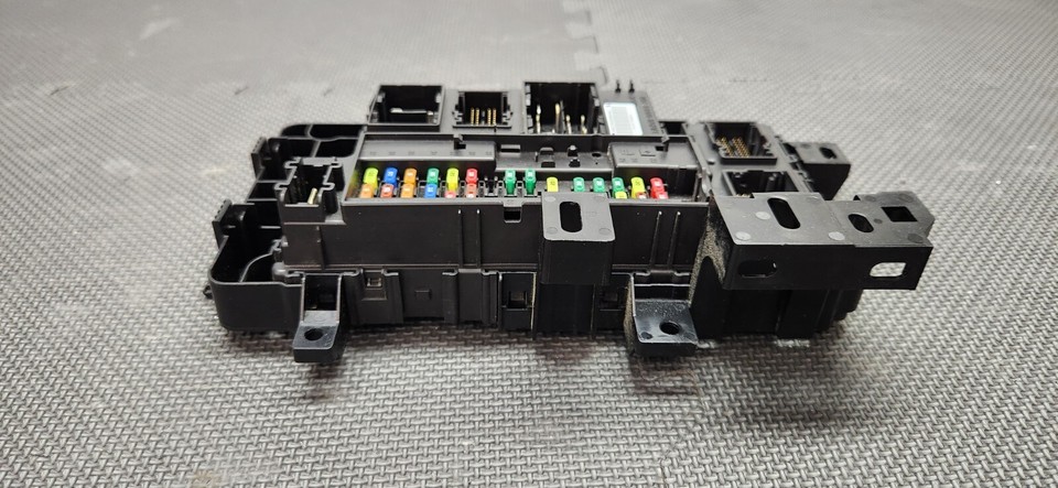 2016 Ford Mustang GT BCM Body Control Module "GR3T 15604 HFC" OEM | eBay