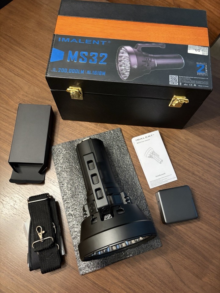 IMALENT MS32 Brightest Flashlight 200000 Lumens Longest Throw ...