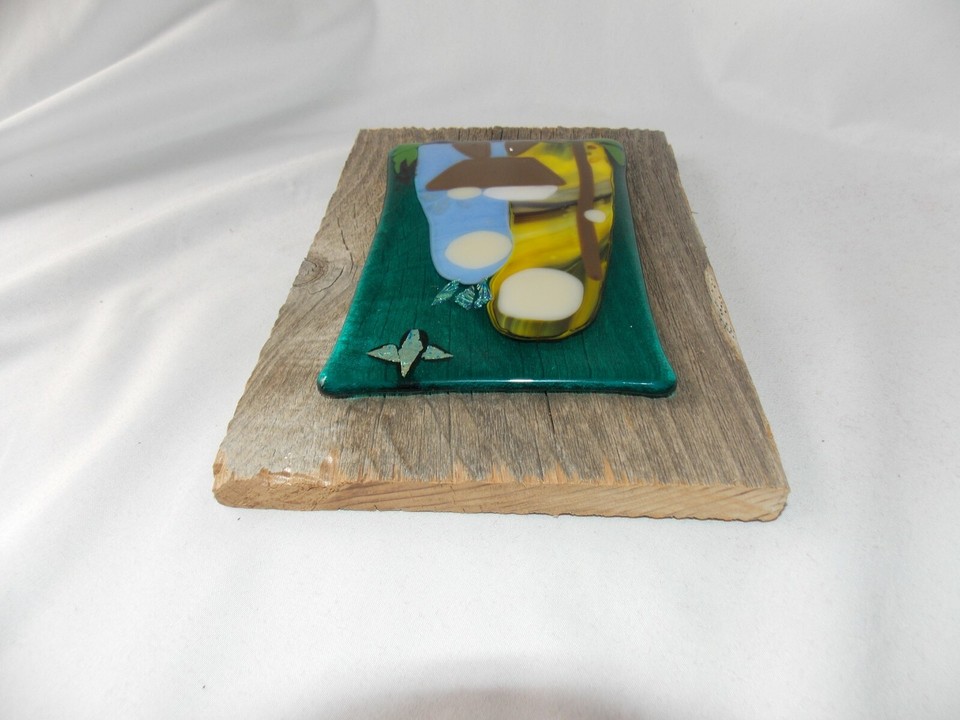 Nativity Scene on Reclaimed Barn Wood Fused Glass Home Decor Display ...