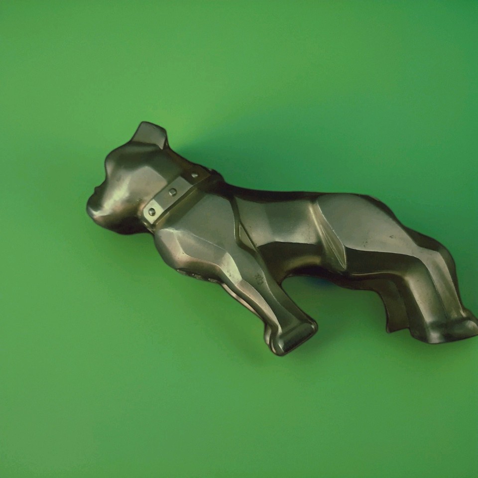 MACK BULLDOG HOOD ORNAMENT - RARE GOLD VERSION | eBay Australia