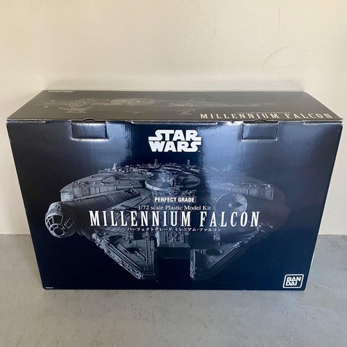 Premium Bandai PERFECT GRADE 1/72 Star Wars MILLENNIUM FALCON Plastic ...