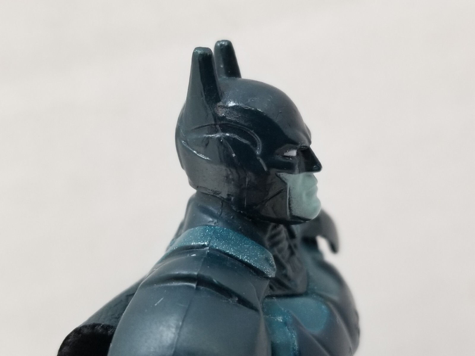 DC Multiverse Batman With Cape Action Figure 4” | eBay