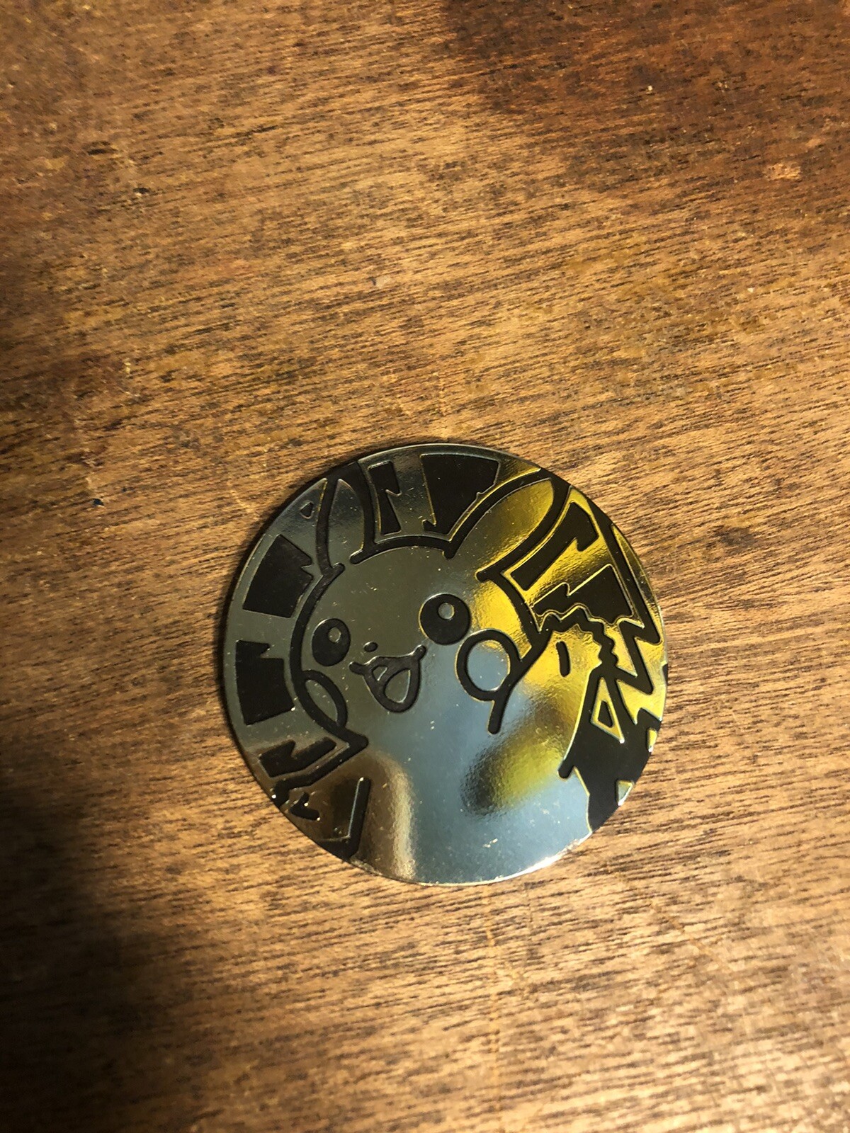 Pokémon TCG Pikachu Coin - Gold Mirror Holofoil | NM - Near Mint | eBay