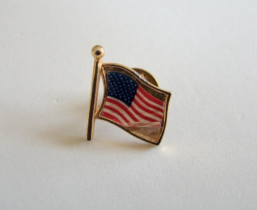 Gold Tone USA Flag Hat Pin Lapel Pin | eBay