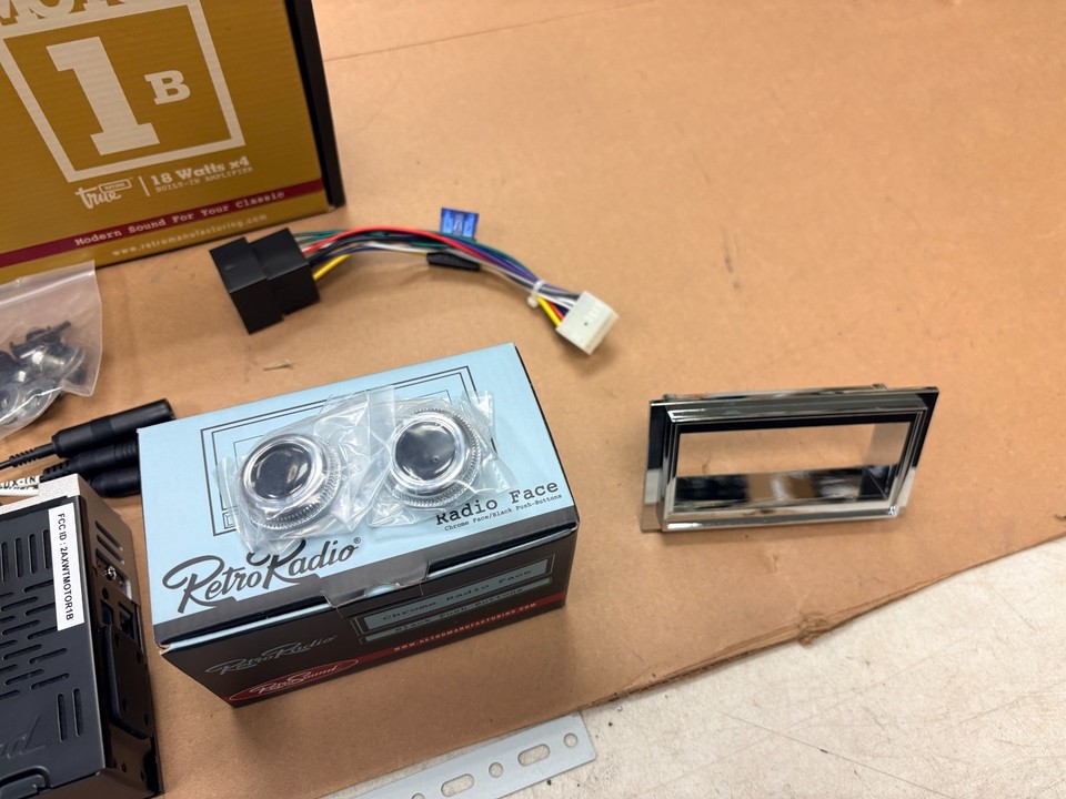 1973 Corvette Retrosound Retro Radio M1B AM/FM Single Din Bluetooth | eBay