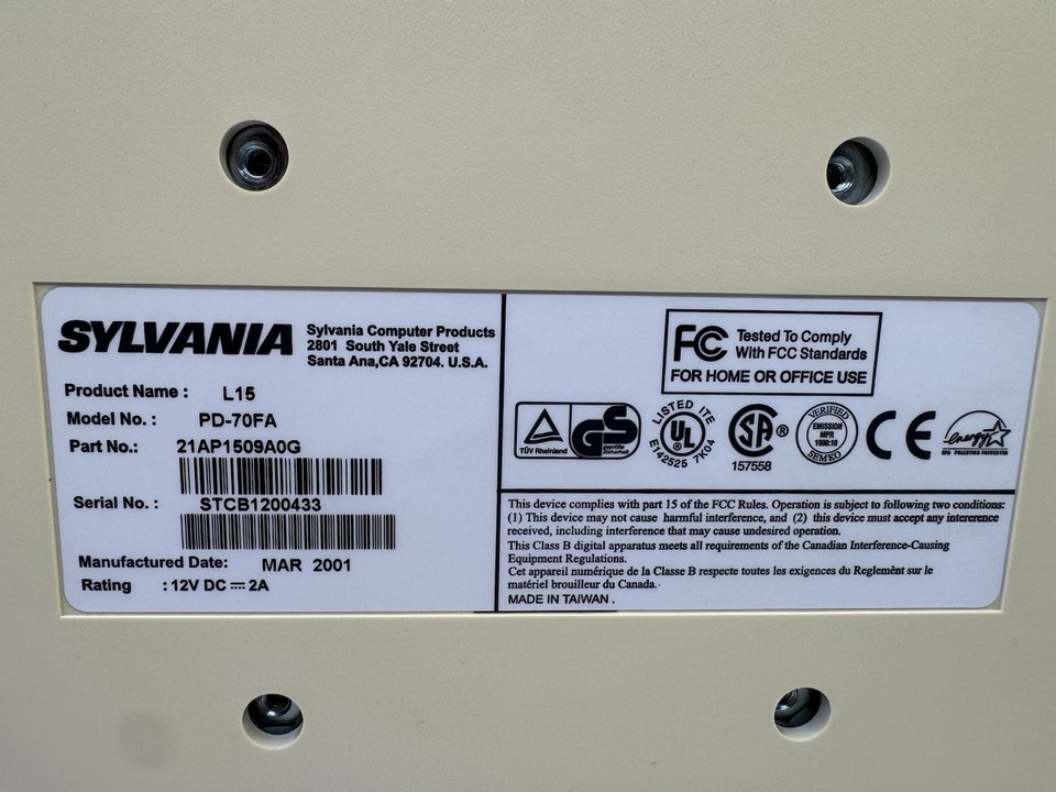 Vintage 2001 Sylvania PD-70FA LCD Computer Monitor 15” Works Not DC ...