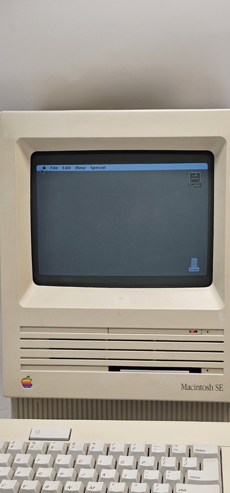 Apple Macintosh SE Computer M501 800K SERVICED | eBay
