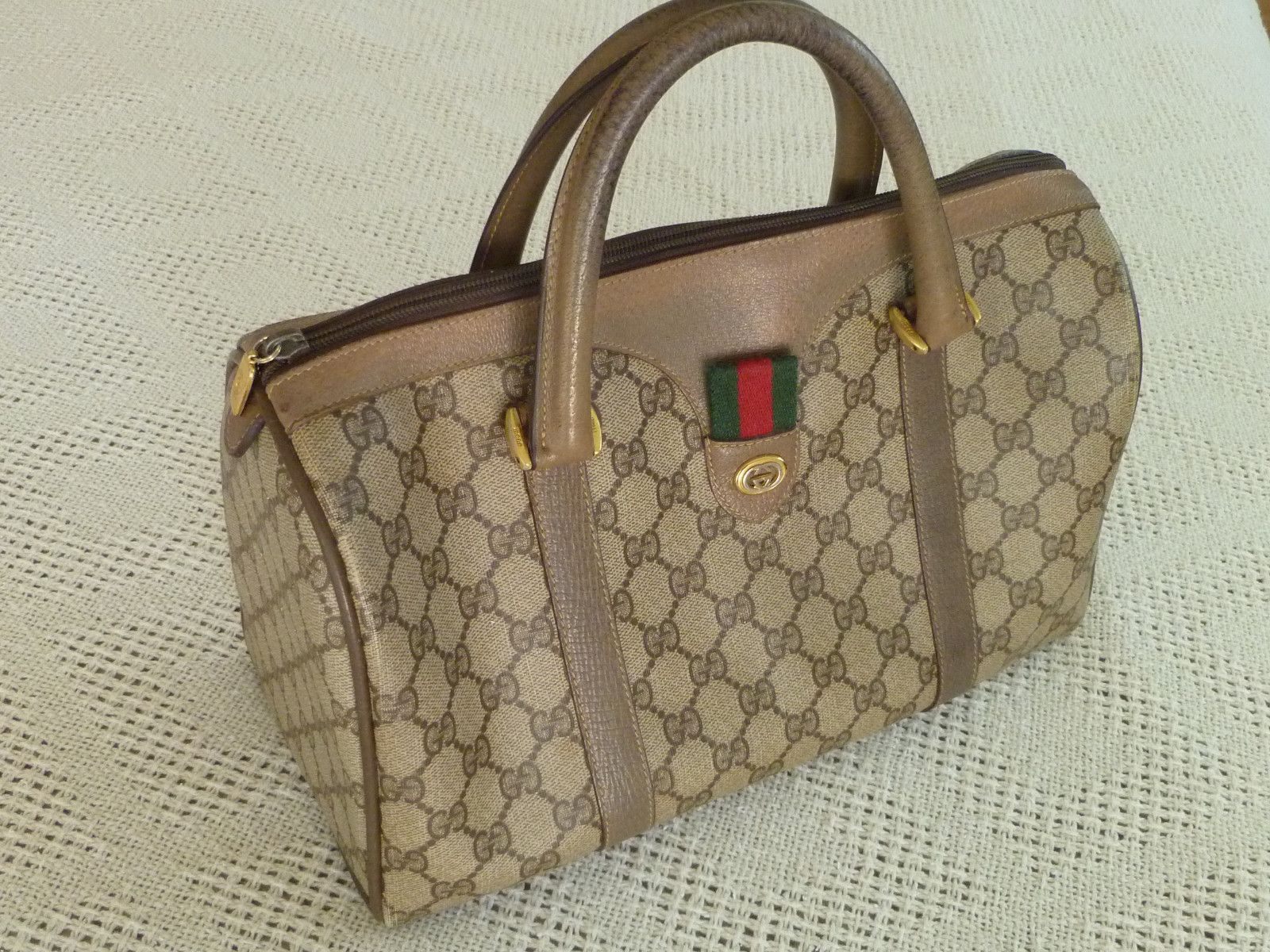 GUCCI Purse, Hand Bag *VINTAGE ( 1983 ) Made in ITALY Womens pocketbook ...
