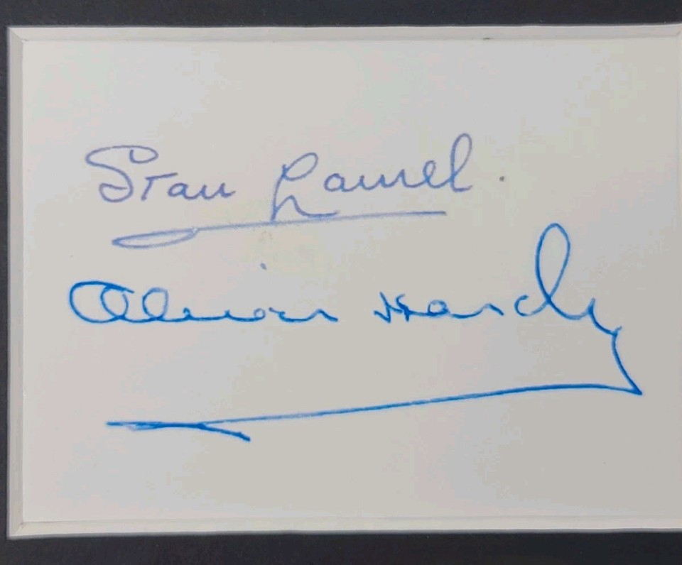 Stan Laurel and Oliver Hardy Signatures Limited Edition Presentation 29 ...