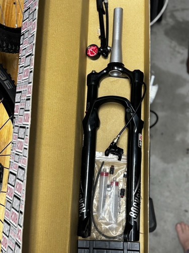 26" Rock Shox SID XX 2015 tapered air fork with remote, rebuild kit. 24 ...