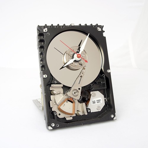 Recycled computer hard drive desk clock, Quartz, time, battery, upcycle ...