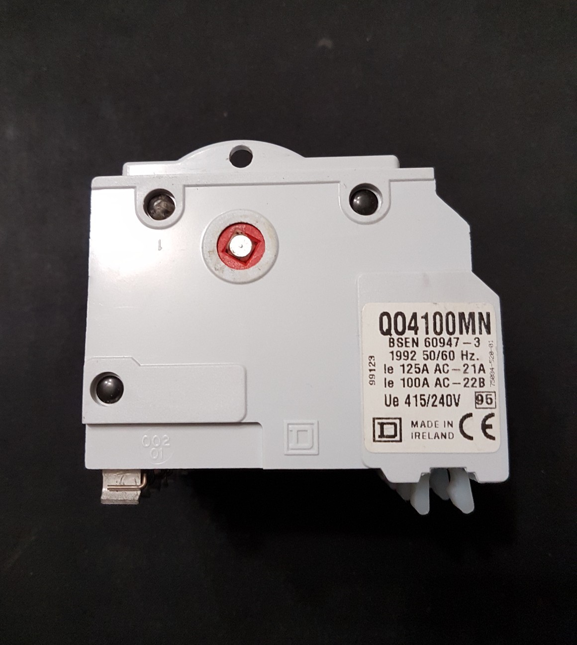 SQUARE D Q04100MN 125 AMP 4 POLE MAIN INCOMER SWITCH | eBay UK