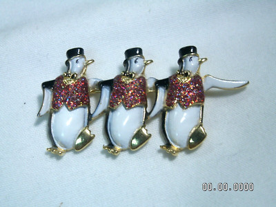 ...Designer Robin Rush...Gold Tone,Enamel,Glittery Dancing Penguins ...