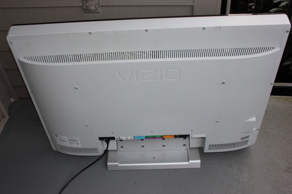 Vizio VX37L 37" flat panel LCD HDTV TV | eBay