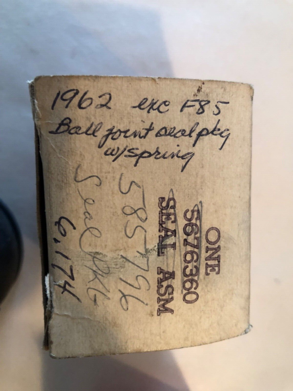 1962 Olds & some Corvettes NOS Lower Ball Joint Dust Seal/Spring-585796 ...