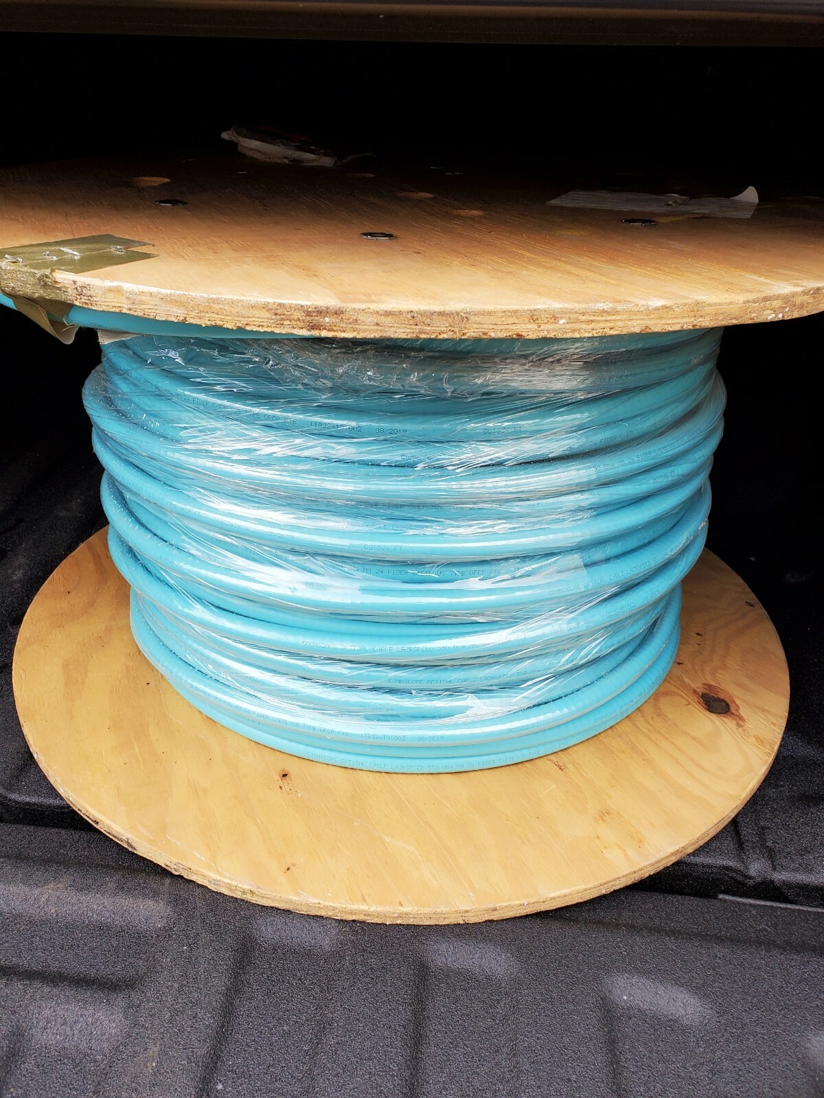 CommScope optical cable lazrSPEED 550 om4 mm 24 fiber Type OFCP ft6 | eBay