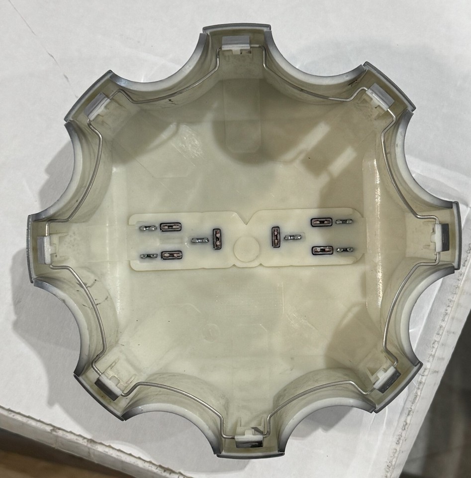 GM Sierra 2500 / 3500 Center Cap Grey 84560571 | eBay