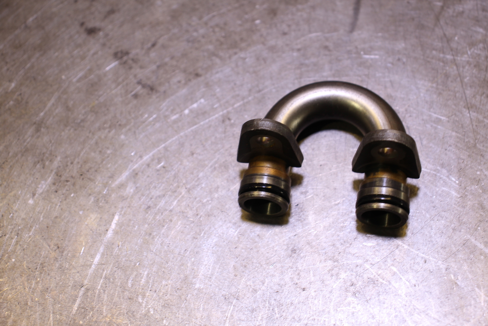 05 Yamaha Yzf R6 Engine Motor Oil Pipe Tube | eBay