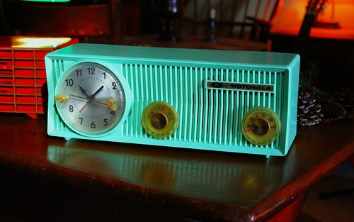 Vintage Motorola turquoise tube radio Plaskon model 57cs | eBay