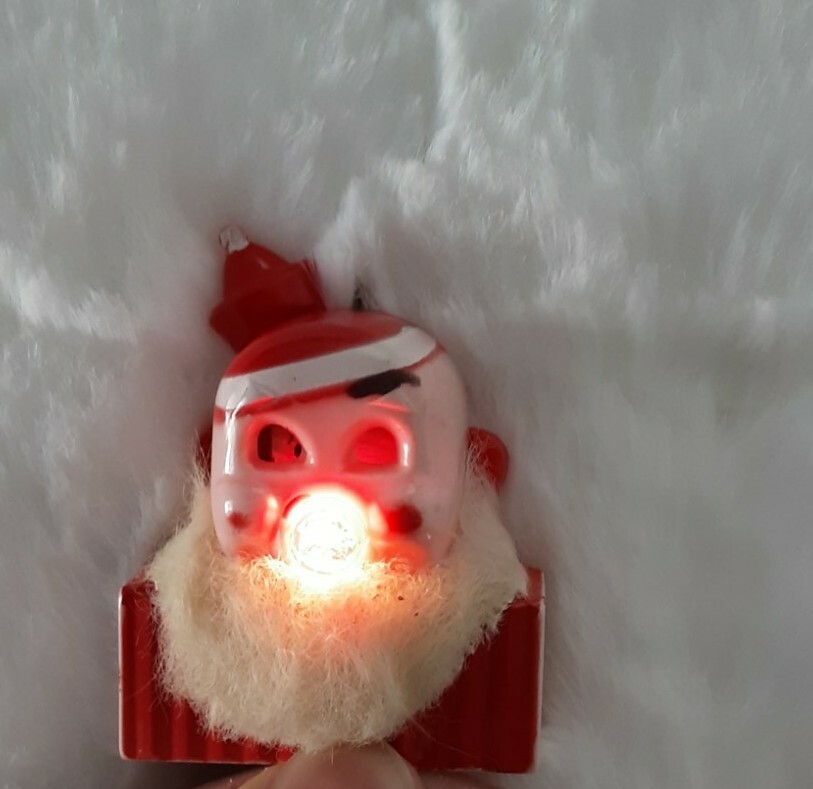 VINTAGE LIGHT UP NOSE CHRISTMAS SANTA PIN WORKING, BELL, LAPEL | eBay