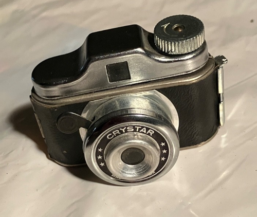 Vintage 1950s/60s Crystar Japan Mini Spy Camera may have film in camera ...