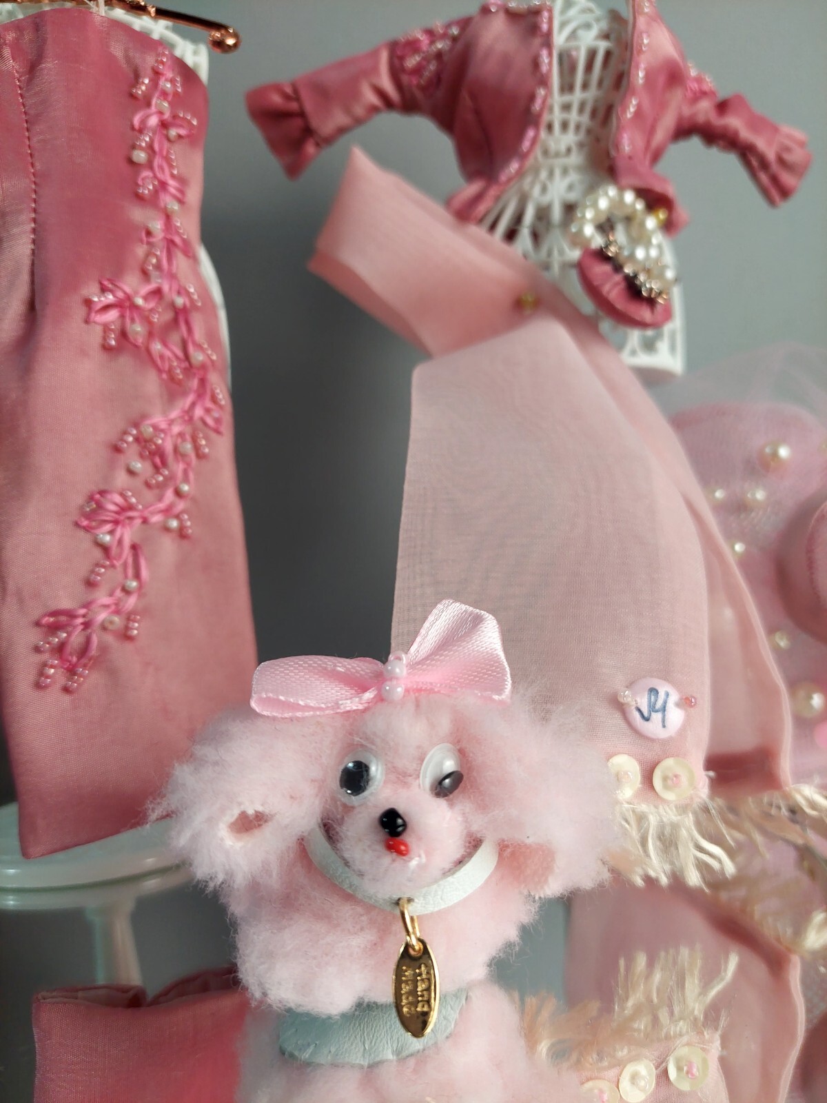 Barbie Silkstone Integrity Tressy Sindy doll hand embroydered pink ...