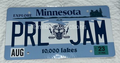 PEARL JAM - Aug 31 St Paul MN N1 2023 - LICENSE PLATE - Eddie Vedder ...
