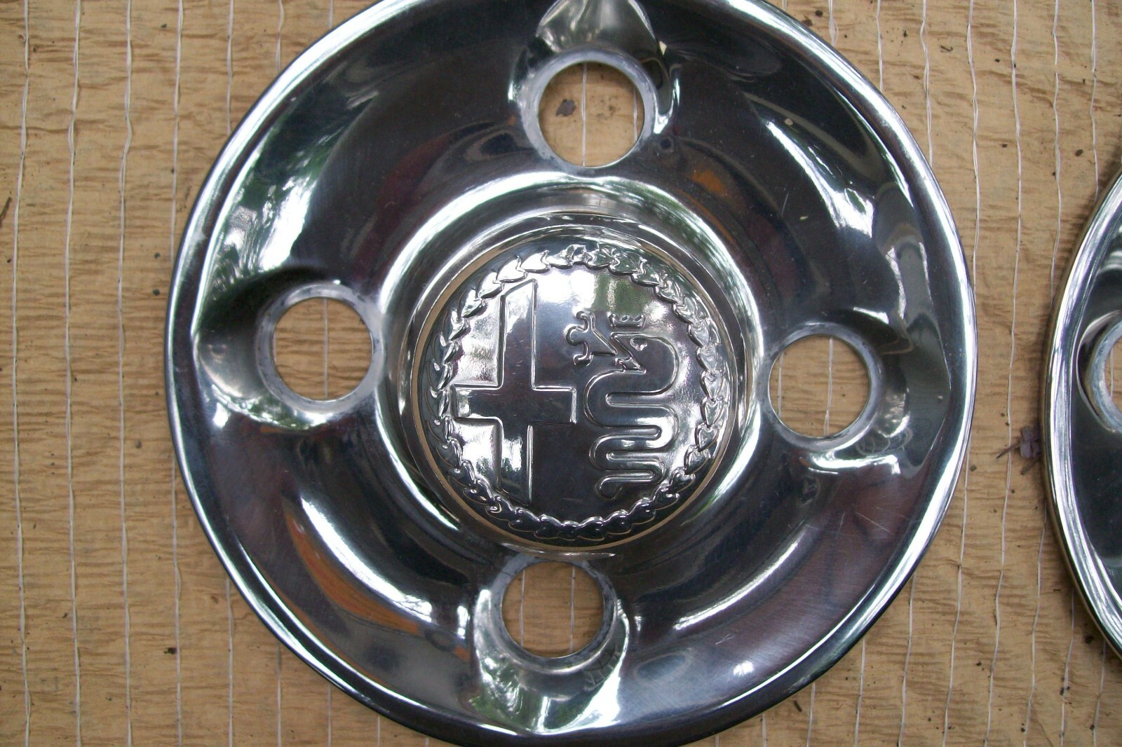 ALFA ROMEO HUBCAPS CLASSIC EARLY 1970,S ERA COLLECTORS ITEM STORED ...