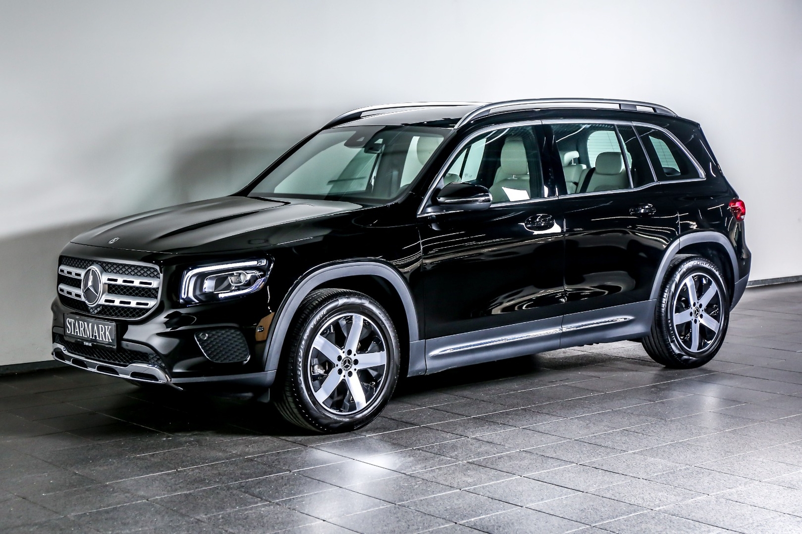 Mercedes GLB200 Anmeldelser - Se vurderingen på Bilbasen