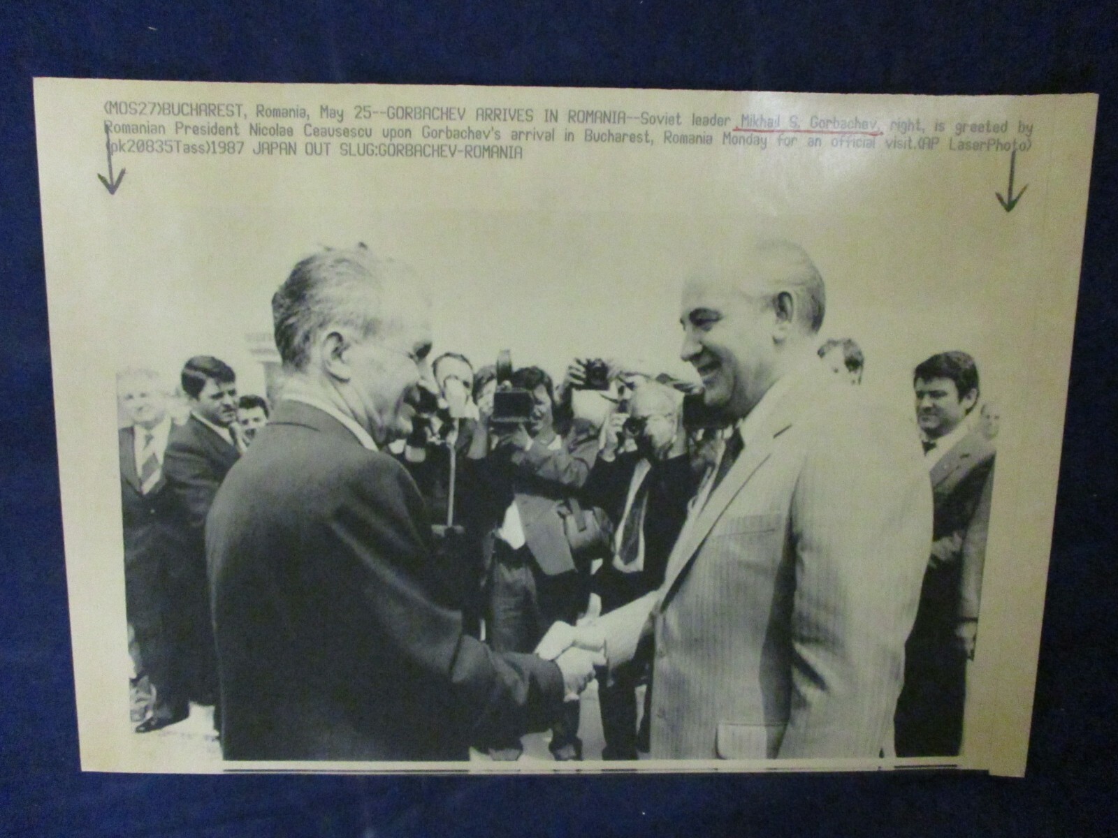 1986 Mikhail Gorbachev & Nicolae Ceausescu in Romania Vintage Wire ...