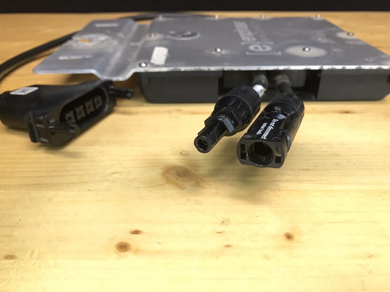 Enphase M250-60-2LL-S22 250 Watt MC4 4MM Micro Inverter for sale online ...