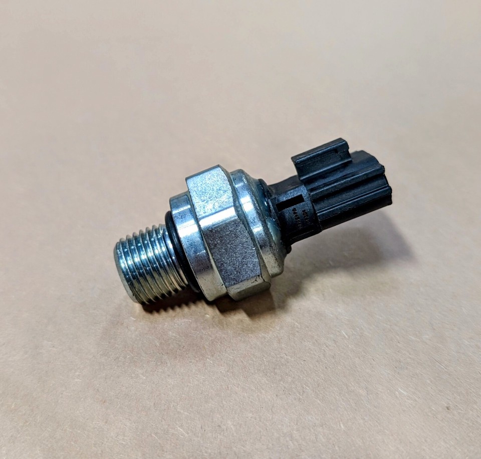 NEW Subaru Oil Pressure Sensor 31878AA020 For Subaru Crosstrek Impreza ...