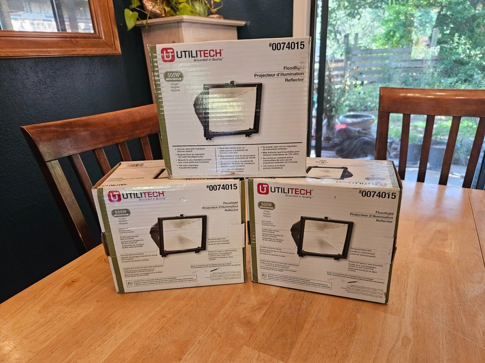 Utilitech Switch-Controlled 500W Halogen Floodlight Model 0074015 - New | eBay