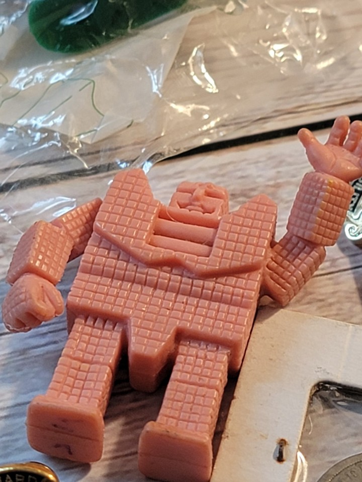 VTG Junk Drawer Estate Lot. Vintage Toys, Coins, Knife And More | eBay