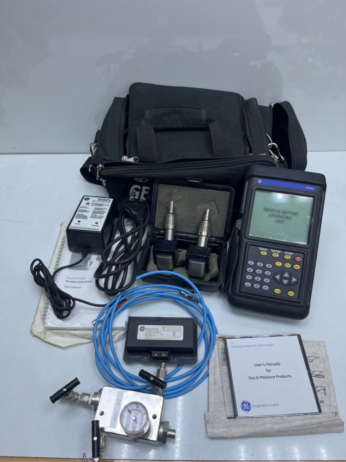 GE Panametrics PM880 Portable Hygrometer with Accessories with C-RS-402 ...