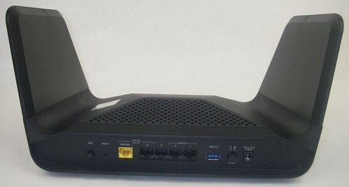 NETGEAR - Nighthawk AX6600 Tri-Band Wi-Fi 6 Router RAX70-100NAS - Black ...