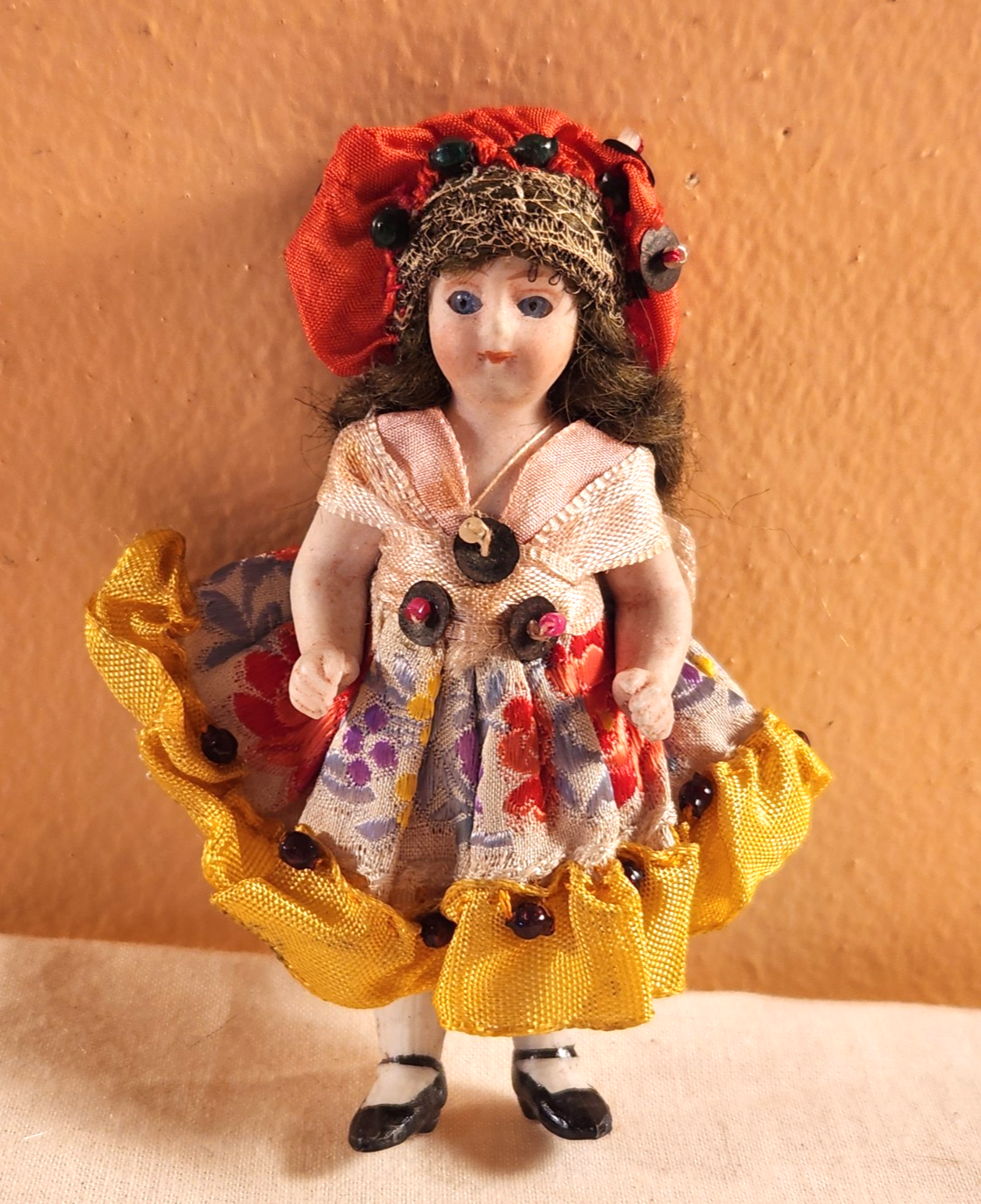 ANTIQUE ALL BISQUE MINIATURE DOLL, GERMAN, KLING?, TRADITIONAL CLOTHES ...